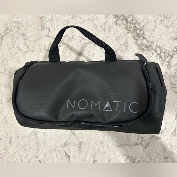 Nomatic | Bags | Nomadic 4l Travel Bag | Poshmark